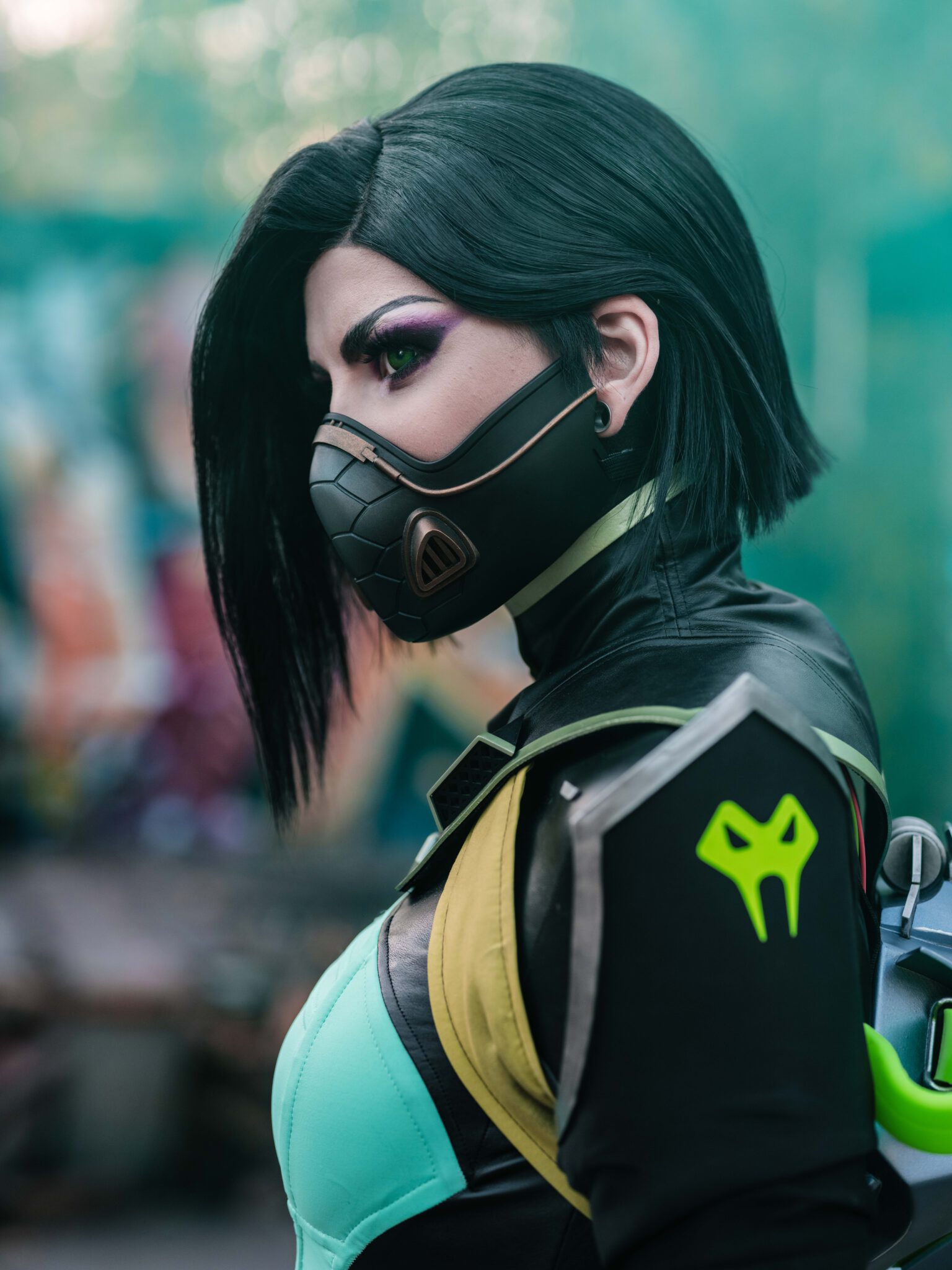 Viper - Riot Games Valorant Cosplay Shocase | CreativeMod